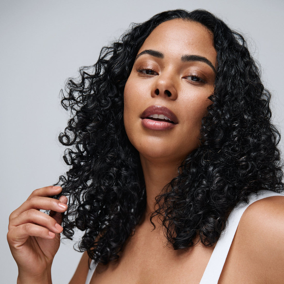 What Is Hair Porosity, and How Do You Test It? – OLAPLEX Inc.